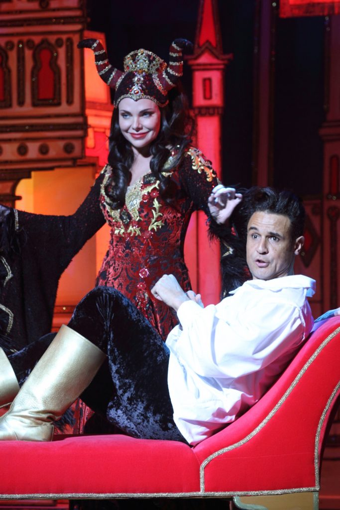 Snow White 3 - Cardiff Mummy SaysCardiff Mummy Says